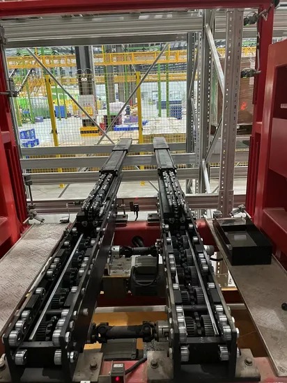 1500 X 1500MM Pallet Telescopic Fork Lifting Fork 800KG Load 2m/S2